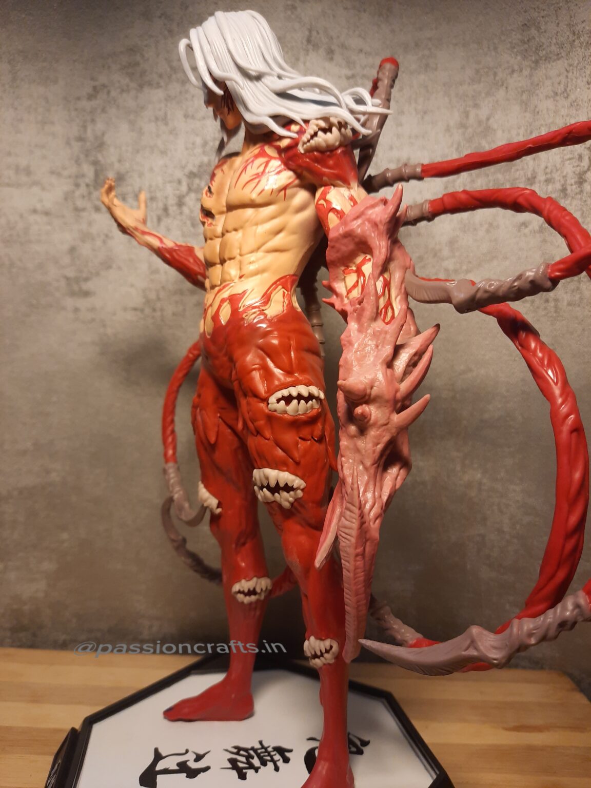 Muzan Demon Form {30 cm} | Passion Crafts
